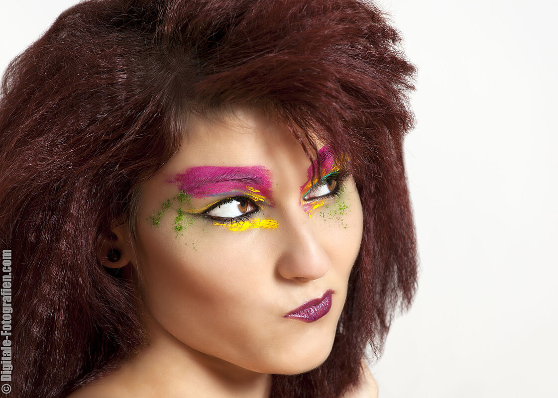 Extreme MakeUp Shooting im Fotostudio in Essen